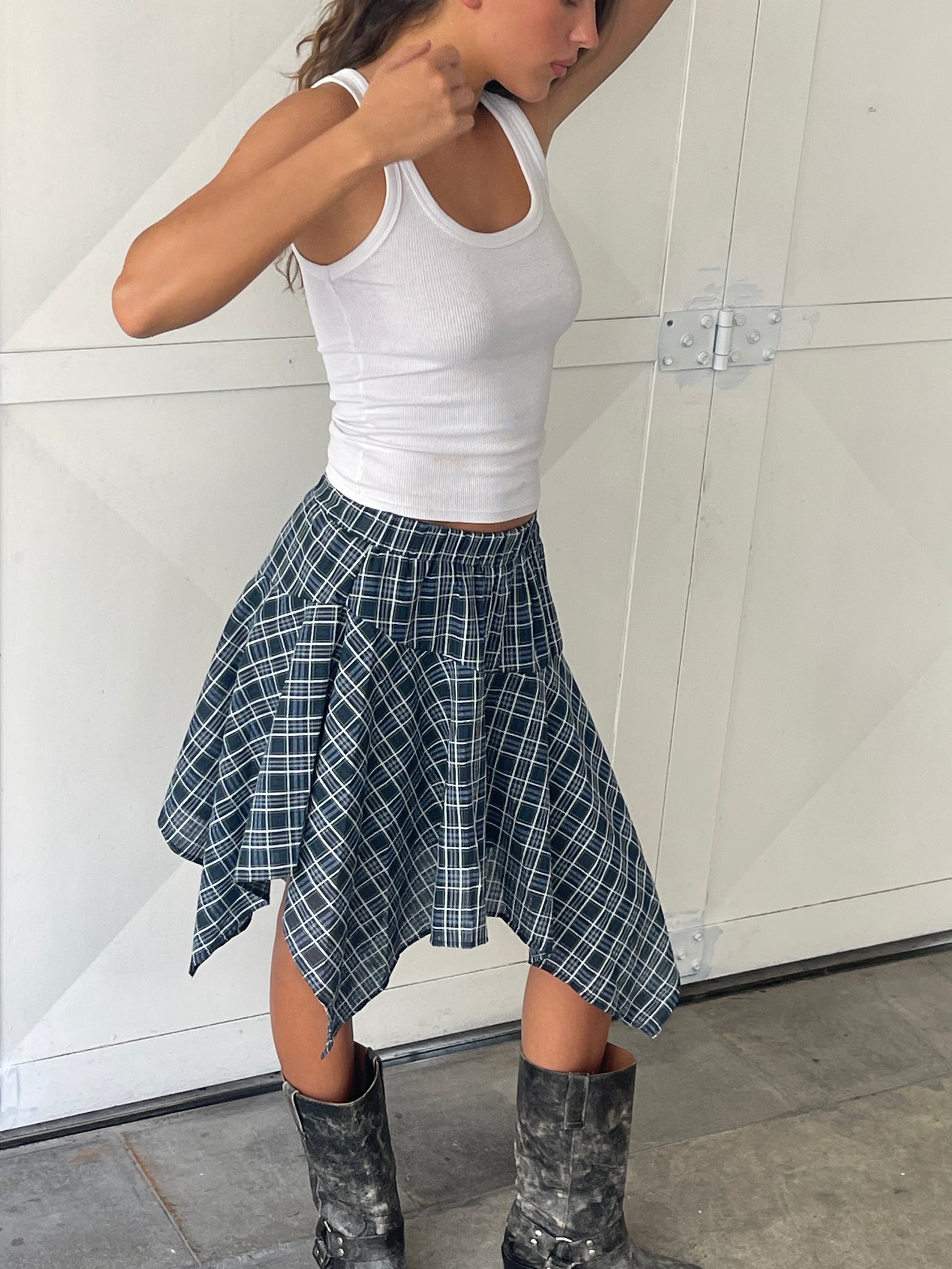 Asymmetric Check Skirt Blue – The Room Antwerp